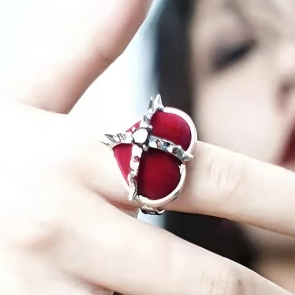 Jewelry | Goth Heart Ring | Poshmark